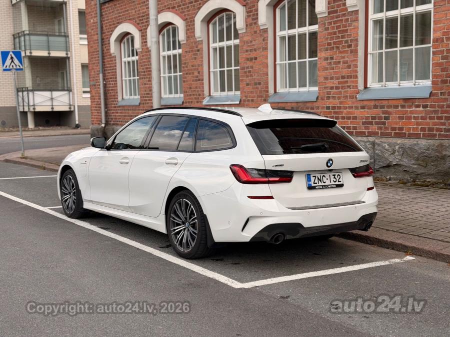 Balts BMW 3 Series 2021 Tallina, ar dzinēja tilpumu 0.00 L un nobraukumu 152 tūkst. km par 22750 €, foto 4 vietnē AUTOMOTO.COM.LV