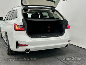 Balts BMW 3 Series 2021 Tallina, ar dzinēja tilpumu 2.00 L un nobraukumu 81 tūkst. km par 29500 €, foto 7 vietnē AUTOMOTO.COM.LV