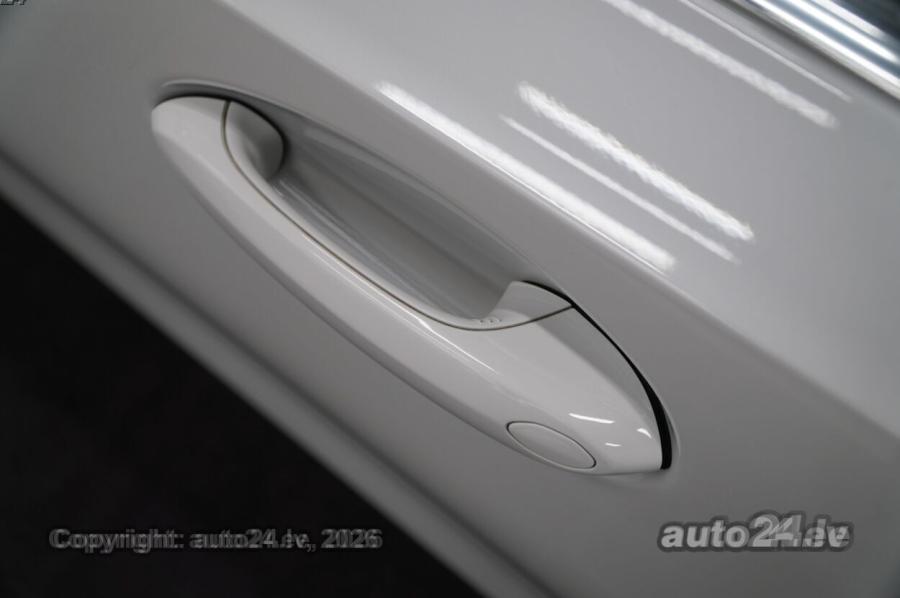 Balts BMW 3 Series 2021 Tallina, ar dzinēja tilpumu 2.00 L un nobraukumu 81 tūkst. km par 29500 €, foto 21 vietnē AUTOMOTO.COM.LV