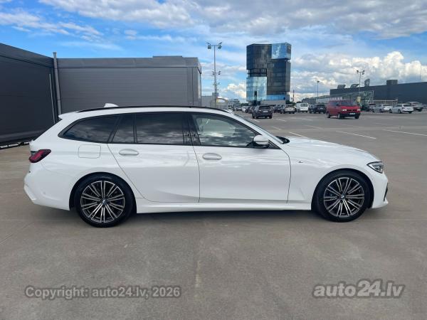 White BMW 3 Series 2022 in Tallinn, with an engine capacity of 2.00 L and mileage of 170 thousand km for 21600 €, photo 4 on AUTOMOTO.COM.LV