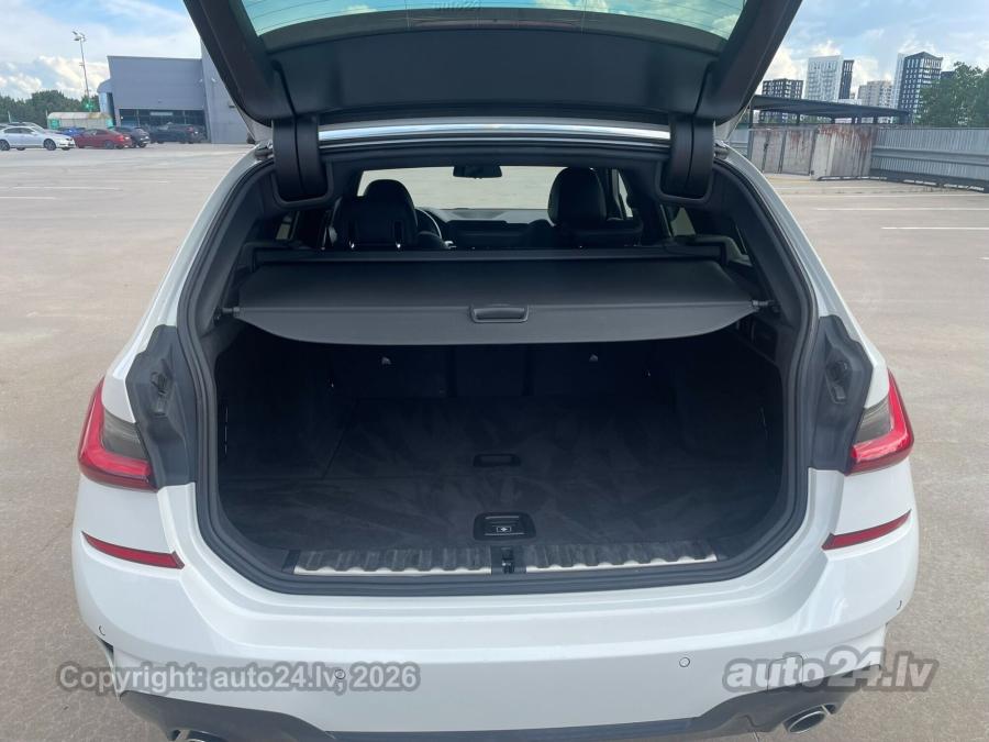 White BMW 3 Series 2022 in Tallinn, with an engine capacity of 2.00 L and mileage of 170 thousand km for 21600 €, photo 10 on AUTOMOTO.COM.LV
