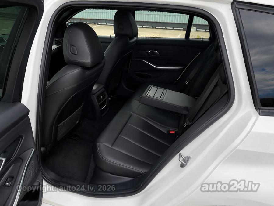 White BMW 3 Series 2022 in Tallinn, with an engine capacity of 2.00 L and mileage of 170 thousand km for 21600 €, photo 16 on AUTOMOTO.COM.LV