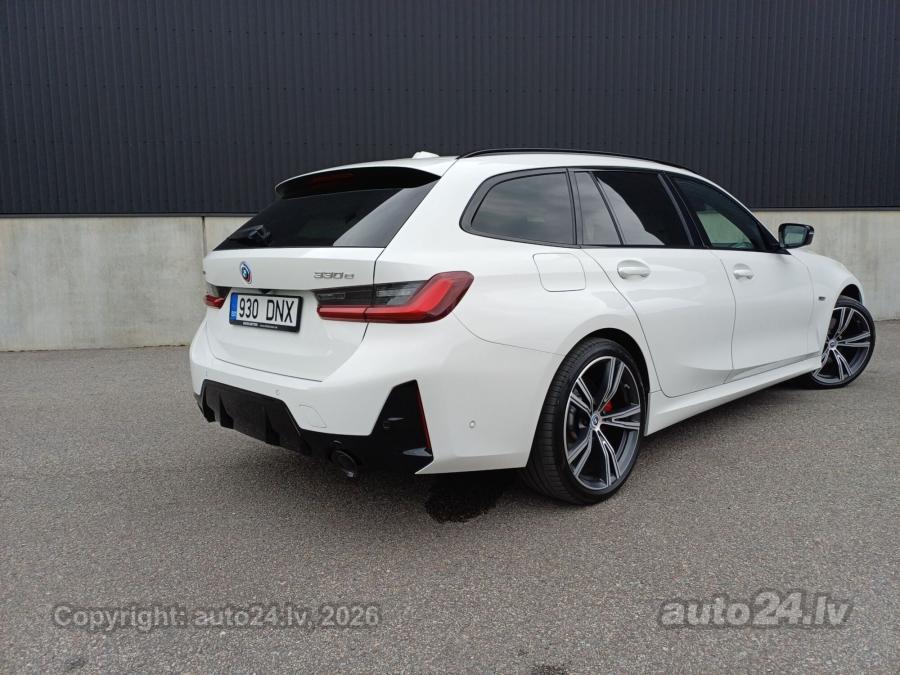 White BMW 3 Series 2022 in Tallinn, with an engine capacity of 2.00 L and mileage of 74 thousand km for 41900 €, photo 8 on AUTOMOTO.COM.LV