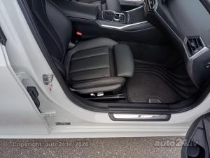 White BMW 3 Series 2022 in Tallinn, with an engine capacity of 2.00 L and mileage of 74 thousand km for 41900 €, photo 14 on AUTOMOTO.COM.LV