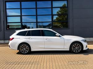 White BMW 3 Series 2022 in Torva, with an engine capacity of 2.00 L and mileage of 248 thousand km for 17800 €, photo 5 on AUTOMOTO.COM.LV