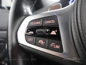 Balts BMW 3 Series 2023 Tallina, ar dzinēja tilpumu 2.00 L un nobraukumu 152 tūkst. km par 31900 €, foto 24 vietnē AUTOMOTO.COM.LV