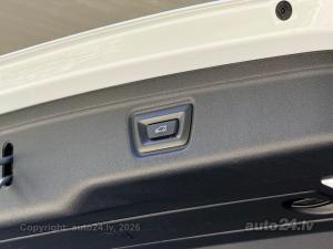 Balts BMW 3 Series 2024 Tallina, ar dzinēja tilpumu 2.00 L un nobraukumu 194 tūkst. km par 28490 €, foto 24 vietnē AUTOMOTO.COM.LV