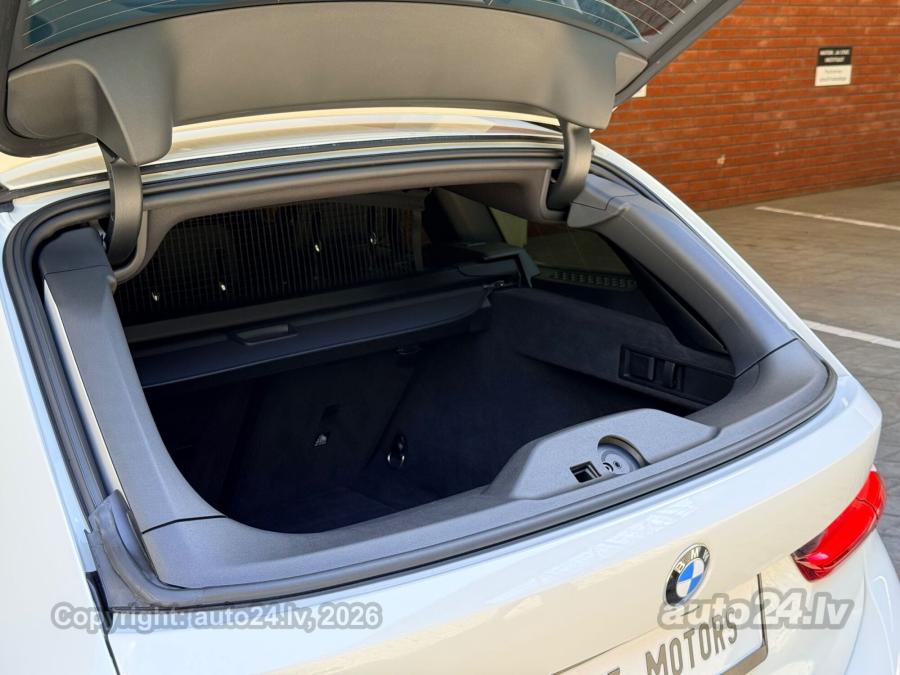 Balts BMW 3 Series 2024 Tallina, ar dzinēja tilpumu 2.00 L un nobraukumu 194 tūkst. km par 28490 €, foto 26 vietnē AUTOMOTO.COM.LV