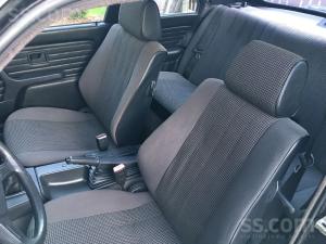 Black BMW 316 1991 in Riga, with an engine capacity of 1.60 L and mileage of 219 thousand km for 11000 €, photo 8 on AUTOMOTO.COM.LV