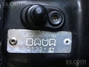 Black BMW 316 1991 in Riga, with an engine capacity of 1.60 L and mileage of 219 thousand km for 11000 €, photo 9 on AUTOMOTO.COM.LV