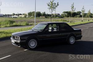 Melns BMW 316 1986 Liepāja, ar dzinēja tilpumu 2.80 L un nobraukumu 259 tūkst. km par 14700 €, foto 4 vietnē AUTOMOTO.COM.LV