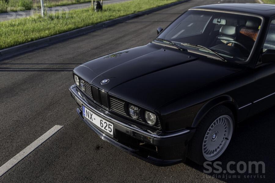 Melns BMW 316 1986 Liepāja, ar dzinēja tilpumu 2.80 L un nobraukumu 259 tūkst. km par 14700 €, foto 15 vietnē AUTOMOTO.COM.LV