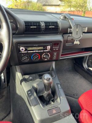 Melns BMW 316 1995 Rīga, ar dzinēja tilpumu 1.60 L un nobraukumu 323 tūkst. km par 3000 €, foto 9 vietnē AUTOMOTO.COM.LV