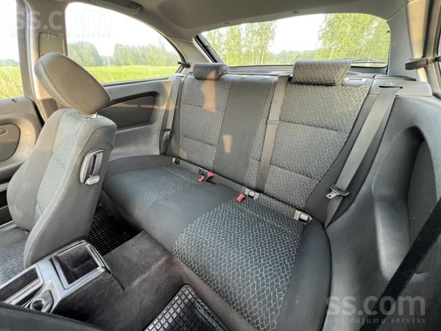 Melns BMW 316 2002 Jēkabpils, ar dzinēja tilpumu 1.80 L un nobraukumu 317 tūkst. km par 875 €, foto 12 vietnē AUTOMOTO.COM.LV