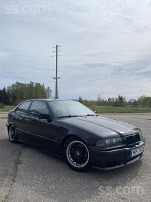 Black BMW 316 1994 in Liepaja, with an engine capacity of 2.00 L and mileage of 241 thousand km for 2900 €, photo  on AUTOMOTO.COM.LV
