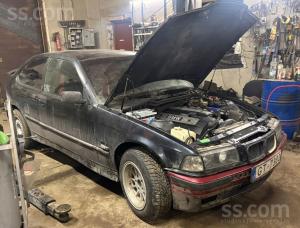 Melns BMW 316 1994 Rīga, ar dzinēja tilpumu 2.50 L un nobraukumu 209 tūkst. km par 1500 €, foto 6 vietnē AUTOMOTO.COM.LV