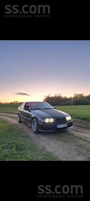 Melns BMW 316 1994 Rīga, ar dzinēja tilpumu 2.50 L un nobraukumu 209 tūkst. km par 1500 €, foto 9 vietnē AUTOMOTO.COM.LV