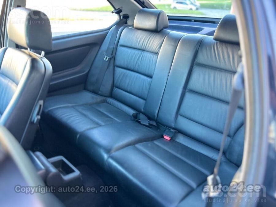 Черный БМВ 316 1995 в Таллин, объемом двигателя 1.60 л и пробегом 190 тыс. км за 1800 €, фото 13 на AUTOMOTO.COM.LV