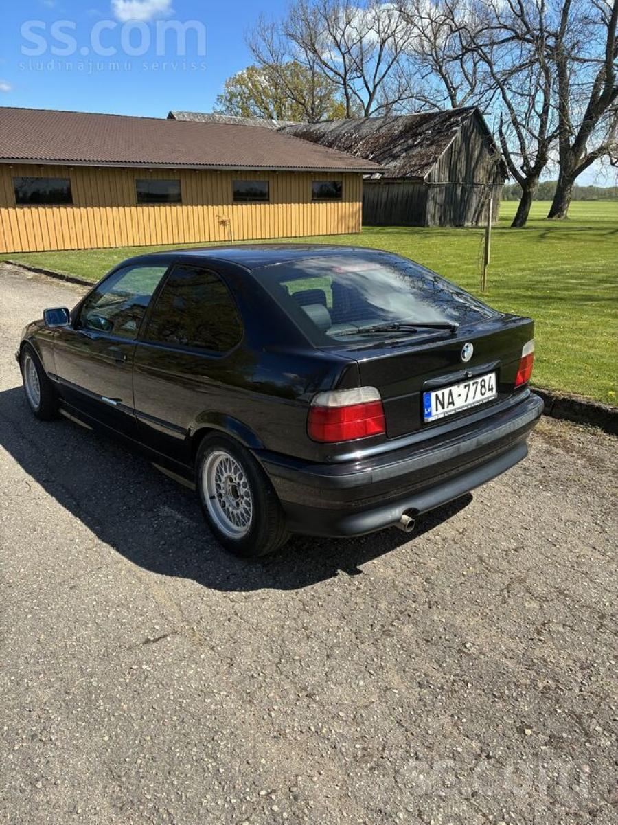 Melns BMW 316 1998 Dobele, ar dzinēja tilpumu 1.60 L un nobraukumu 224 tūkst. km par 1600 €, foto 3 vietnē AUTOMOTO.COM.LV