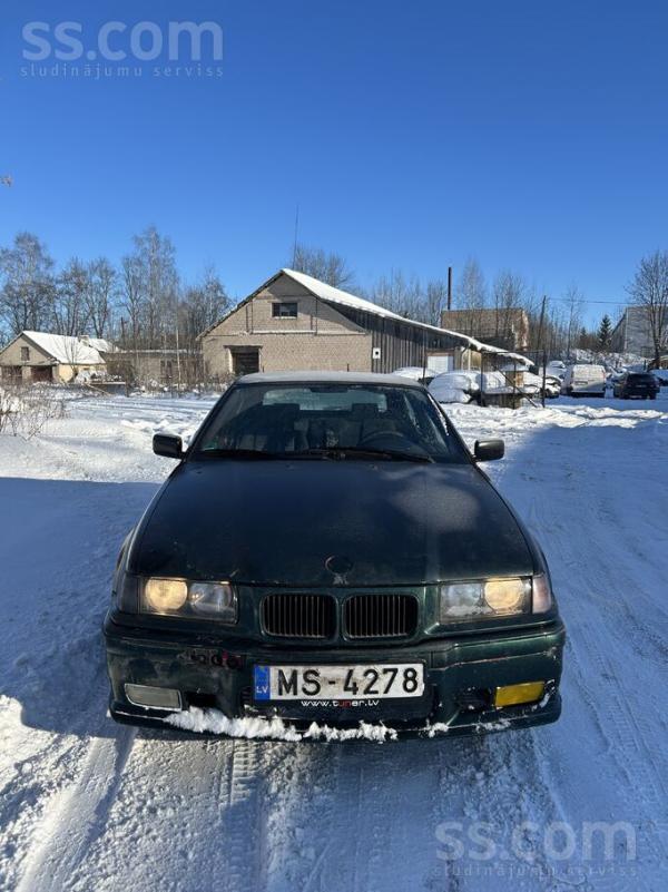 Melns BMW 316 1999 Rēzekne, ar dzinēja tilpumu 1.80 L un nobraukumu 329 tūkst. km par 1750 €, foto 1 vietnē AUTOMOTO.COM.LV