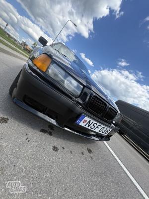 Black BMW 316 2000 in Vilnius, with an engine capacity of 1.60 L and mileage of 234 thousand km for 1950 €, photo 7 on AUTOMOTO.COM.LV