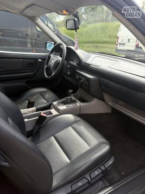 Black BMW 316 2000 in Vilnius, with an engine capacity of 1.60 L and mileage of 234 thousand km for 1950 €, photo 9 on AUTOMOTO.COM.LV