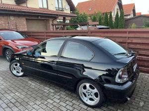 Black BMW 316 2001 in Klaipeda, with an engine capacity of 1.80 L and mileage of 240 thousand km for 2600 €, photo 2 on AUTOMOTO.COM.LV