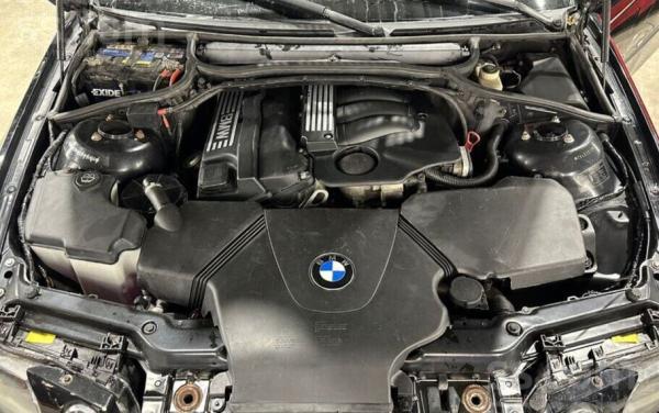 Black BMW 316 2001 in Riga, with an engine capacity of 1.80 L and mileage of 230 thousand km for 1750 €, photo 8 on AUTOMOTO.COM.LV