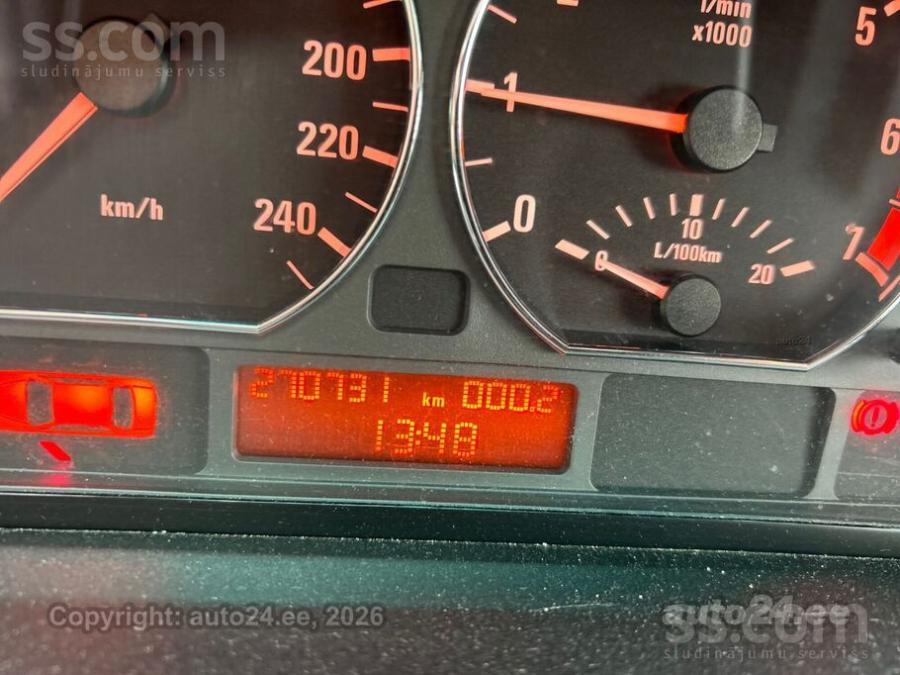 Melns BMW 316 2002 Tallina, ar dzinēja tilpumu 1.80 L un nobraukumu 270 tūkst. km par 1900 €, foto 12 vietnē AUTOMOTO.COM.LV