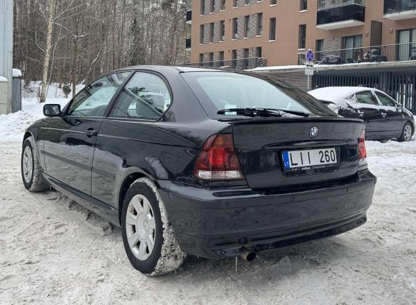 Melns BMW 316 2003 Viļņa, ar dzinēja tilpumu 1.80 L un nobraukumu 222 tūkst. km par 850 €, foto 4 vietnē AUTOMOTO.COM.LV