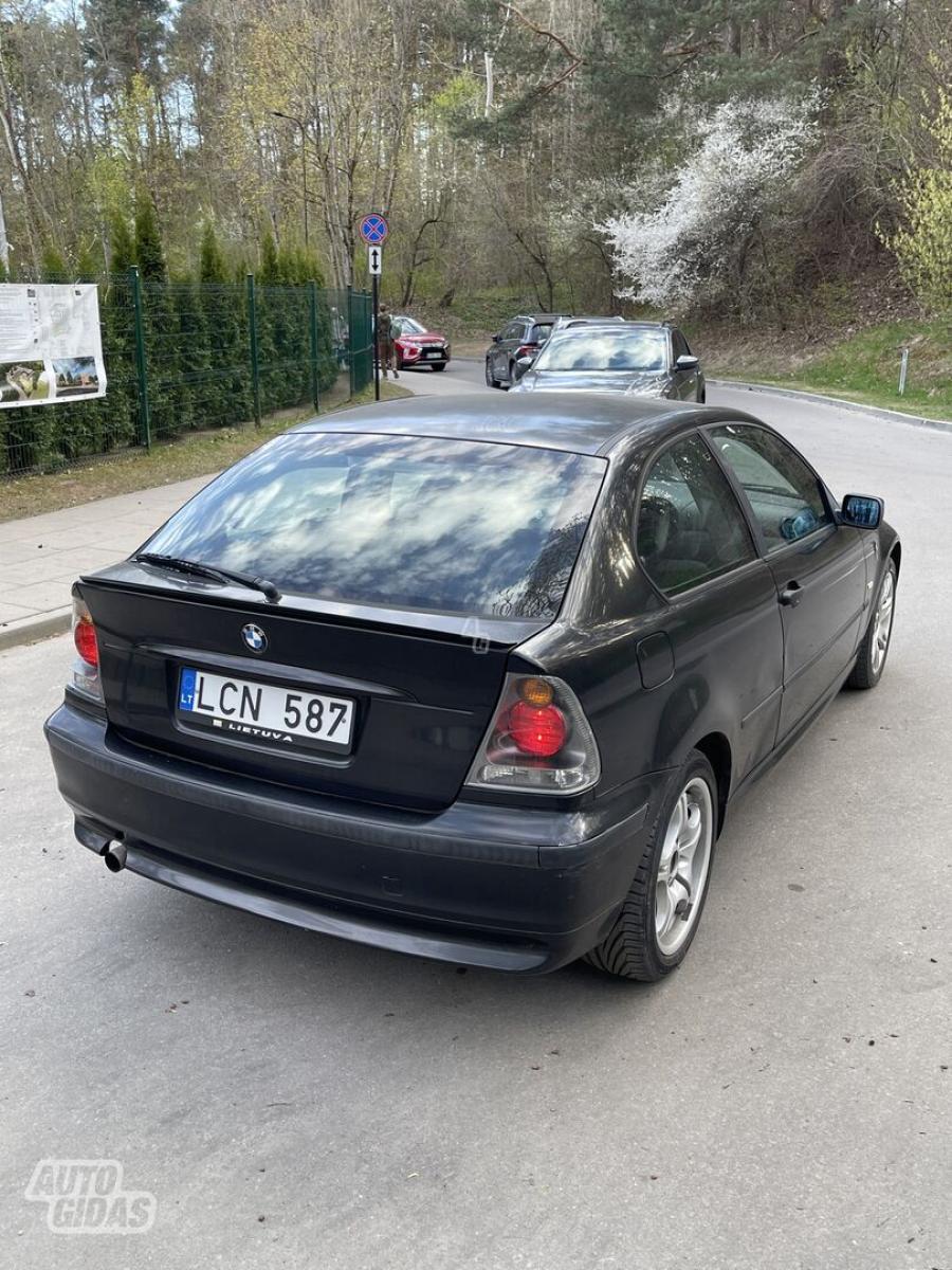 Black BMW 316 2003 in Vilnius, with an engine capacity of 1.80 L and mileage of 224 thousand km for 880 €, photo 4 on AUTOMOTO.COM.LV