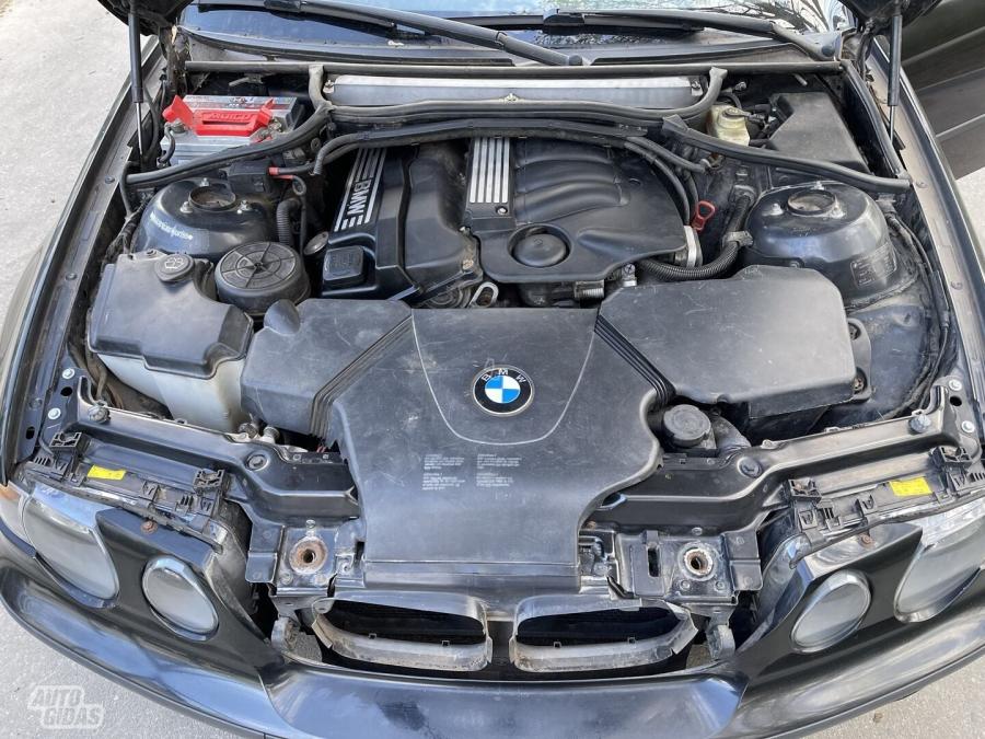 Black BMW 316 2003 in Vilnius, with an engine capacity of 1.80 L and mileage of 224 thousand km for 880 €, photo 6 on AUTOMOTO.COM.LV