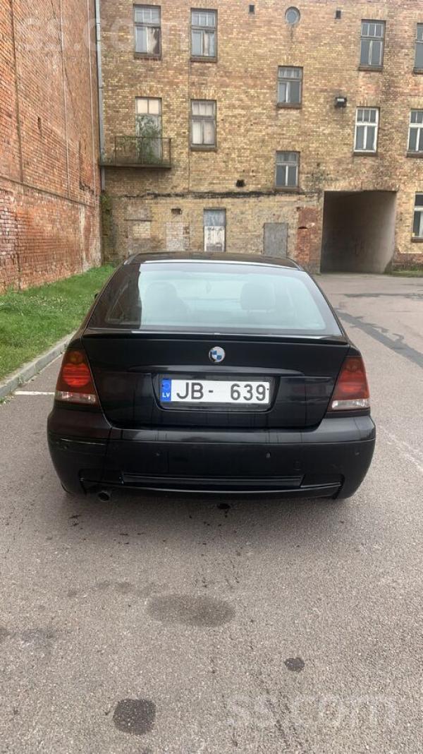 Black BMW 316 2004 in Liepaja, with an engine capacity of 1.60 L and mileage of 261 thousand km for 650 €, photo 4 on AUTOMOTO.COM.LV
