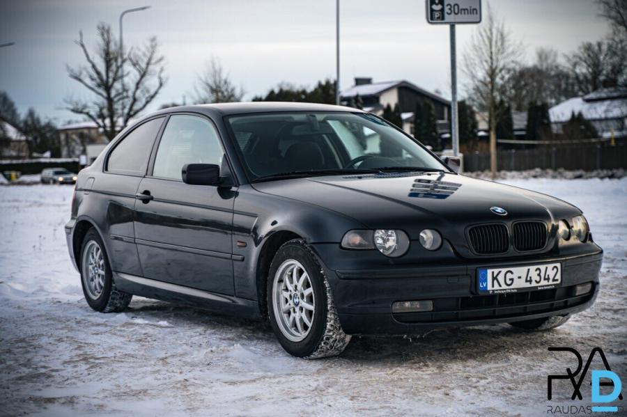 Black BMW 316 2004 in Riga, with an engine capacity of 1.80 L and mileage of 253 thousand km for 1990 €, photo 3 on AUTOMOTO.COM.LV