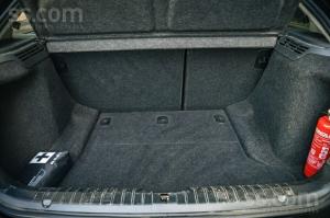 Black BMW 316 2004 in Riga, with an engine capacity of 1.80 L and mileage of 0 thousand km for 1990 €, photo 12 on AUTOMOTO.COM.LV