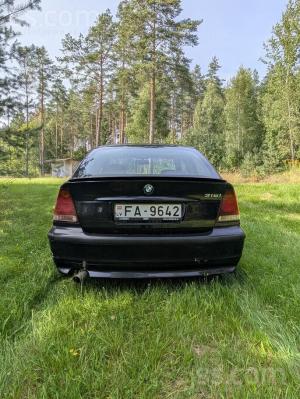 Black BMW 316 2004 in Riga, with an engine capacity of 2.50 L and mileage of 218 thousand km for 3200 €, photo 4 on AUTOMOTO.COM.LV