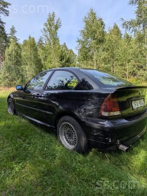 Black BMW 316 2004 in Riga, with an engine capacity of 2.50 L and mileage of 218 thousand km for 3200 €, photo 5 on AUTOMOTO.COM.LV
