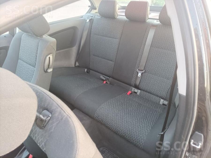 Melns BMW 316 2005 Rīga, ar dzinēja tilpumu 1.80 L un nobraukumu 195 tūkst. km par 1600 €, foto 12 vietnē AUTOMOTO.COM.LV