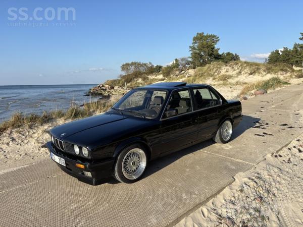 Melns BMW 316 1990 Liepāja, ar dzinēja tilpumu 3.00 L un nobraukumu 144 tūkst. km par 9700 €, foto 3 vietnē AUTOMOTO.COM.LV