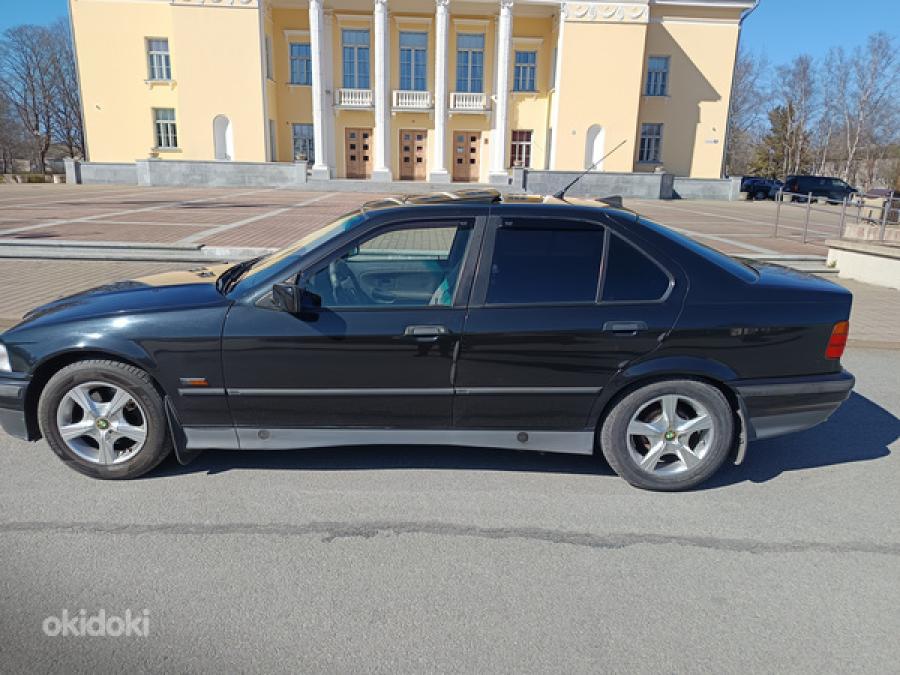 Черный БМВ 316 1996 в Кохтла-Ярве, объемом двигателя 1.60 л и пробегом 275 тыс. км за 2900 €, фото 1 на AUTOMOTO.COM.LV