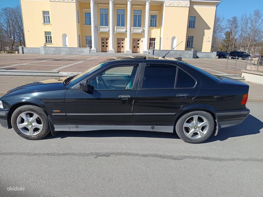 Черный БМВ 316 1996 в Кохтла-Ярве, объемом двигателя 1.60 л и пробегом 275 тыс. км за 2900 €, фото 12 на AUTOMOTO.COM.LV