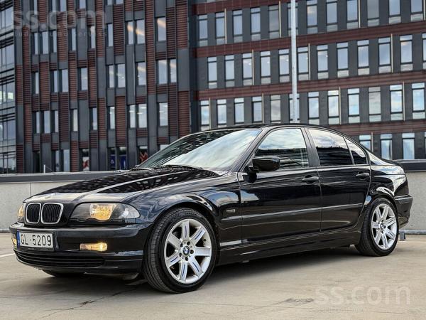 Черный БМВ 316 1999 в Рига, объемом двигателя 1.90 л и пробегом 286 тыс. км за 1790 €, фото 2 на AUTOMOTO.COM.LV
