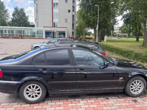 Черный БМВ 316 2000 в Рига, объемом двигателя 1.90 л и пробегом 320 тыс. км за 1100 €, фото 5 на AUTOMOTO.COM.LV