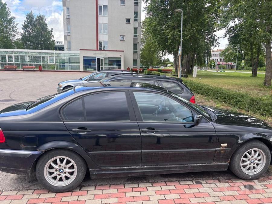 Черный БМВ 316 2000 в Рига, объемом двигателя 1.90 л и пробегом 320 тыс. км за 1100 €, фото 5 на AUTOMOTO.COM.LV