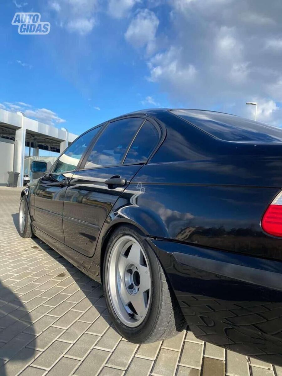 Black BMW 316 2003 in Moletai, with an engine capacity of 1.80 L and mileage of 213 thousand km for 1650 €, photo 13 on AUTOMOTO.COM.LV