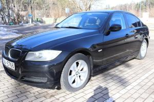 Melns BMW 316 2010 Jūrmala, ar dzinēja tilpumu 2.00 L un nobraukumu 270 tūkst. km par 4200 €, foto 4 vietnē AUTOMOTO.COM.LV