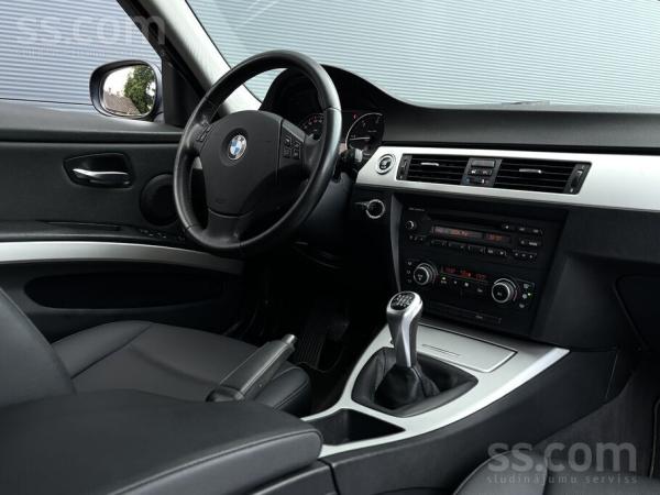Black BMW 316 2010 in Riga, with an engine capacity of 2.00 L and mileage of 280 thousand km for 4750 €, photo 10 on AUTOMOTO.COM.LV