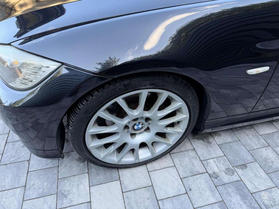 Melns BMW 316 2010 Viļņa, ar dzinēja tilpumu 2.00 L un nobraukumu 343 tūkst. km par 3300 €, foto 10 vietnē AUTOMOTO.COM.LV