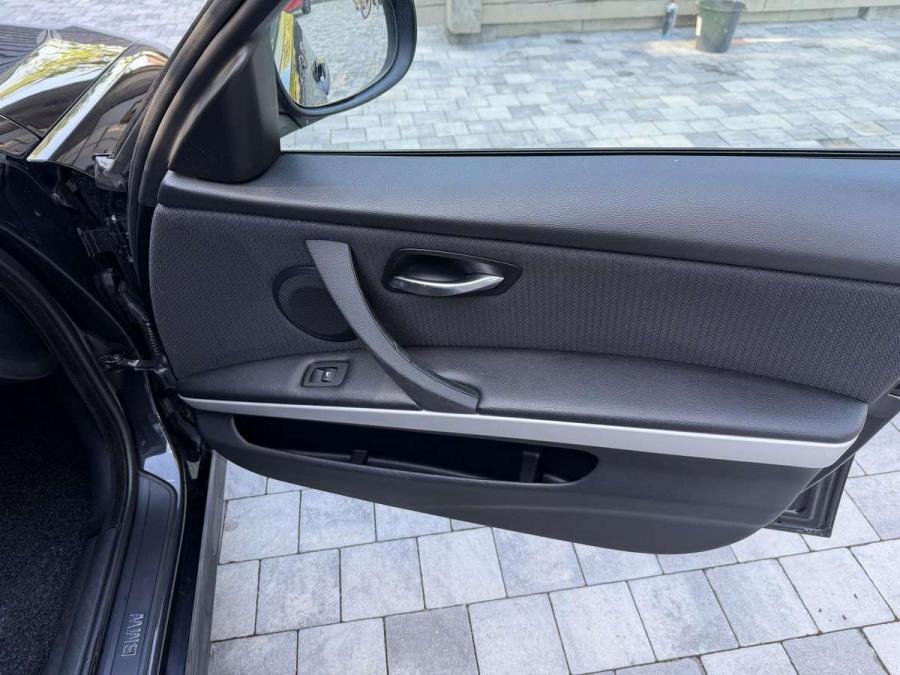 Melns BMW 316 2010 Viļņa, ar dzinēja tilpumu 2.00 L un nobraukumu 343 tūkst. km par 3300 €, foto 17 vietnē AUTOMOTO.COM.LV