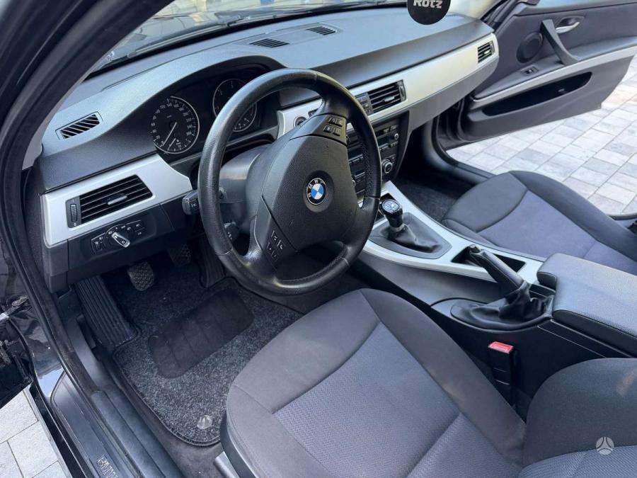 Melns BMW 316 2010 Viļņa, ar dzinēja tilpumu 2.00 L un nobraukumu 343 tūkst. km par 3300 €, foto 22 vietnē AUTOMOTO.COM.LV